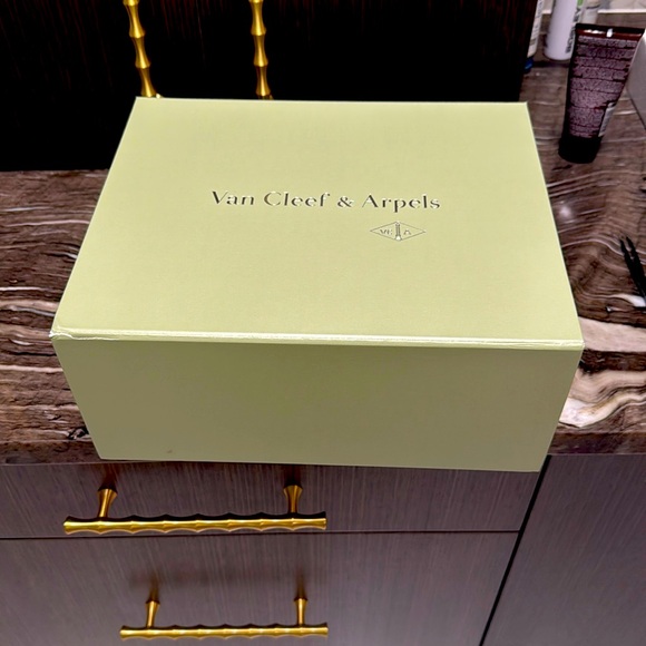 Van Cleef & Arpels | Accessories | Van Cleef Arpels Gift Box | Poshmark